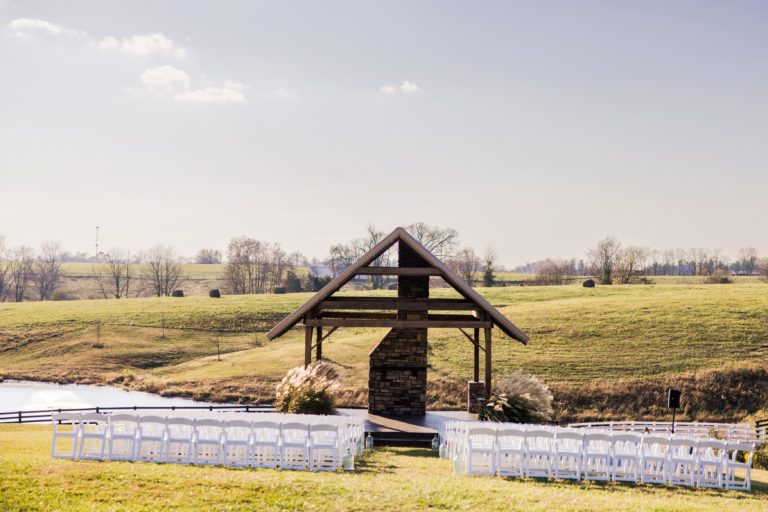 Jasmine + Brandon | Bryton Barn Fall Kentucky Wedding - Wedding